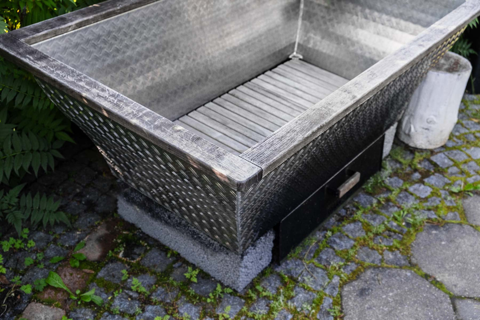 Köp vedeldat utomhusbadkar och utomhusprodukter för matlagning